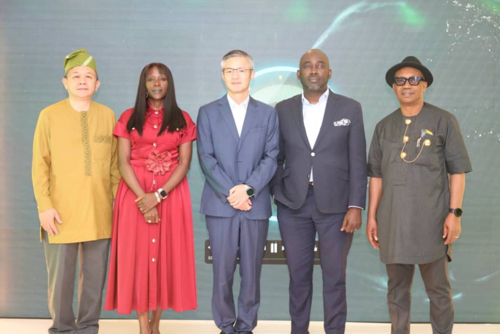Lafarge Africa Unveils EcoCrete plant, Nigeria's First Low-Carbon Ready ...
